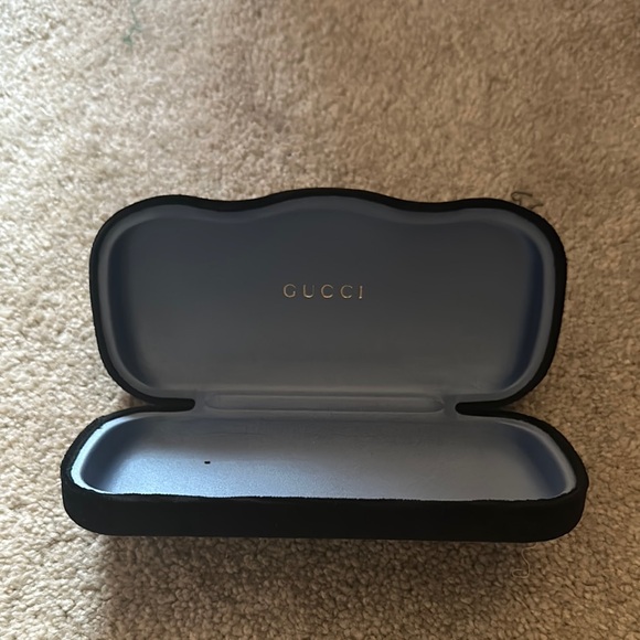 Gucci | Accessories | Gucci Black Glasses Case With Sturdy Clamshell ...
